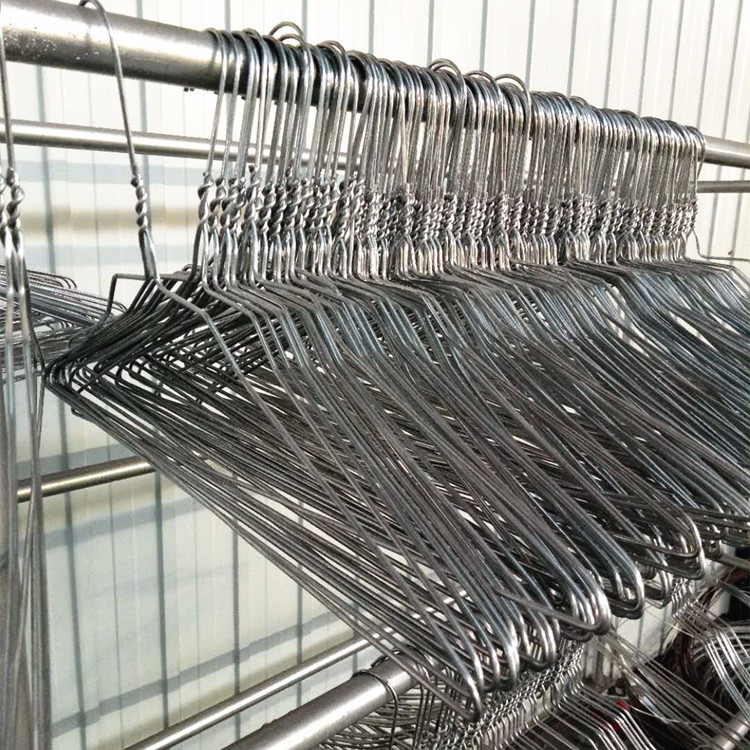 Jual Hanger Besi Tanggung 37 Cm Tebal 2 Mili Gantungan Baju 12 pcs ...