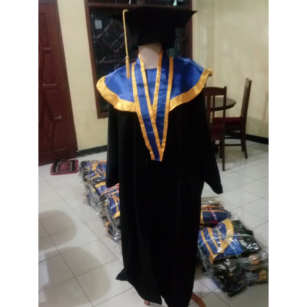 Jual TOGA WISUDA LENGKAP 1 SET | Shopee Indonesia