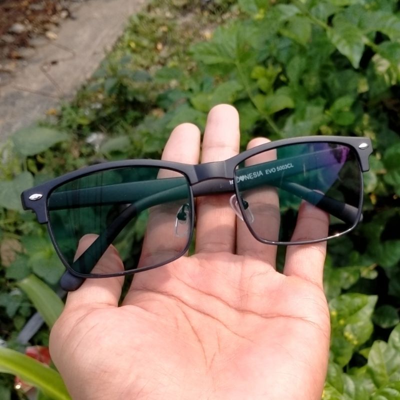 Jual Kacamata Photocromic Lensa Anti Radiasi Blueray Minus Plus Frame ...