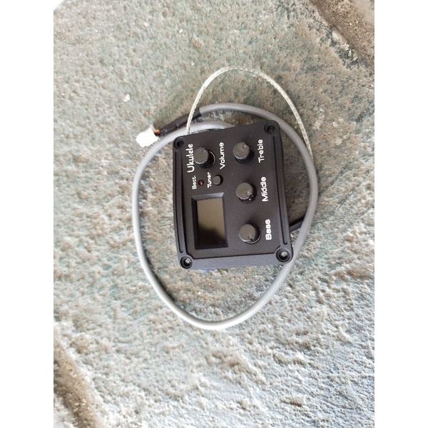 Jual Equalizer Pickup Preamp ukulele/ spull ukulele / mic ukule ...