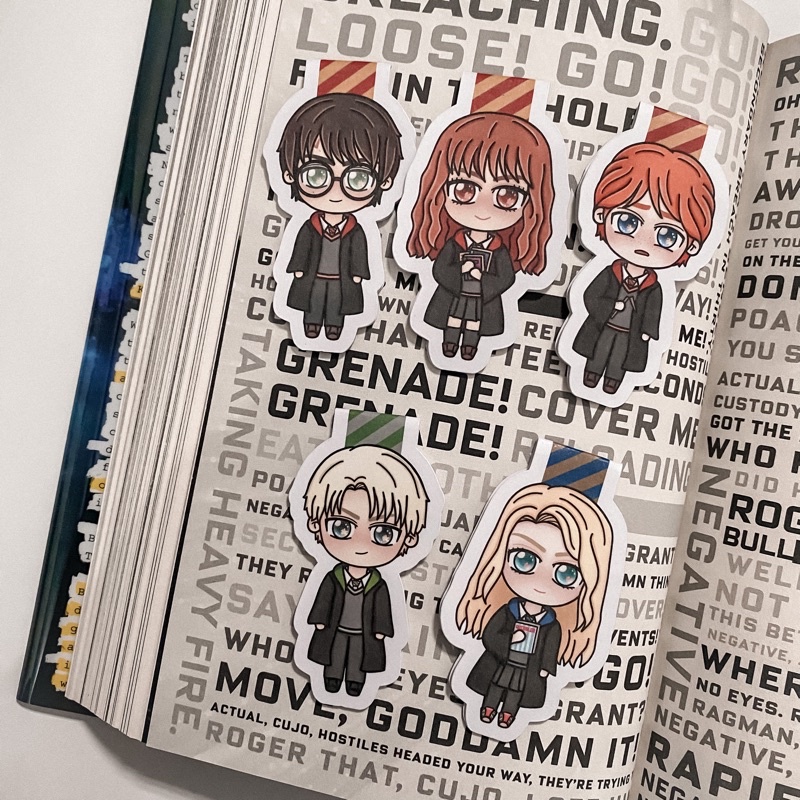 Jual Hogwarts Students Wizarding World Magnetic Bookmark | Shopee Indonesia