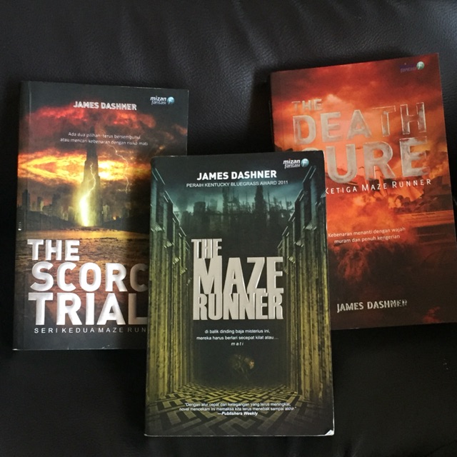 Jual Trilogi The Maze Runner (Set; Terjemahan Bahasa Indonesia ...