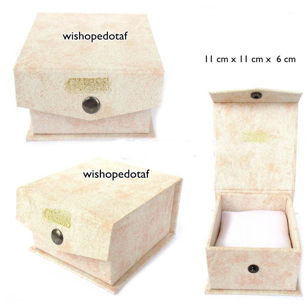 Jual box jam tangan / tempat jam tangan / box kancing ukuran besar ...