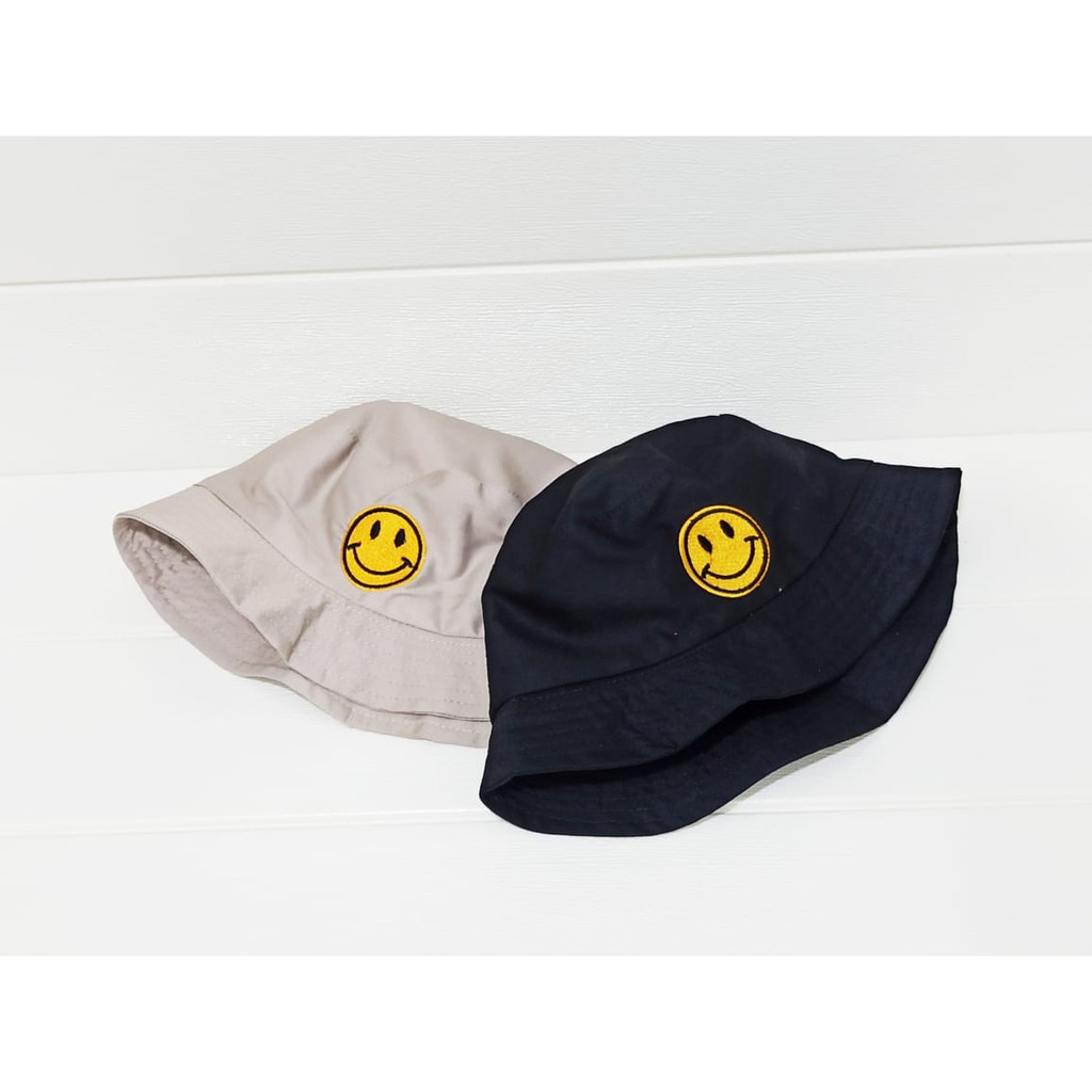 Jual topi bucket smile kuning senyum emot emoji emoticon pantai mancing ...