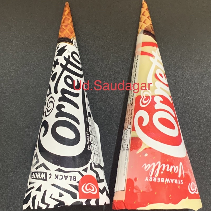 Jual Ice Cream Walls Es Krim Cornetto Classic Strawberry / Black ...