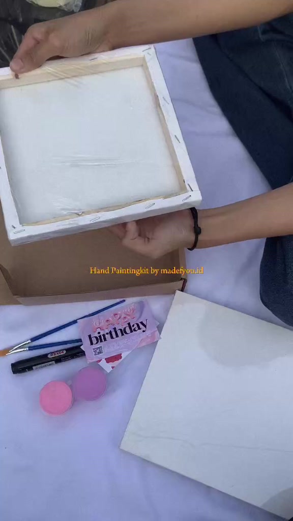 Jual Hand Painting Kit Canvas By Madefyou Kanvas Cap Tangan Pasangan ...