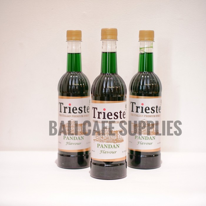 Jual Trieste Pandan Syrup 650ml sirup rasa pandan | Shopee Indonesia