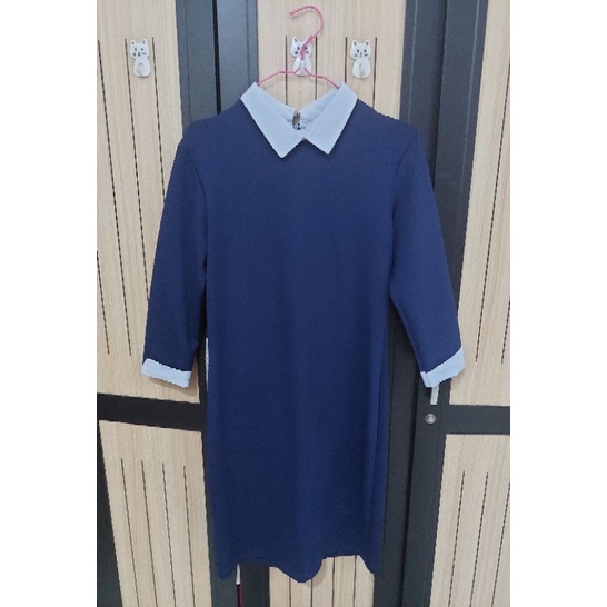 Jual SERBA 50 RB AJA ! Preloved Dress Biru Dongker Kerah Size S to M ...