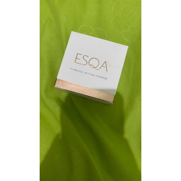 Jual esqa flawless setting powder shade vanilla | Shopee Indonesia
