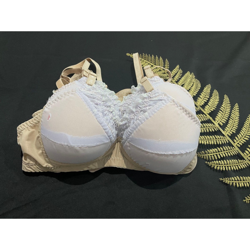 Jual Pakaian Dalam Wanita BH / Bra Import Busa Tanpa Kawat (kuning soft susu) | Shopee Indonesia