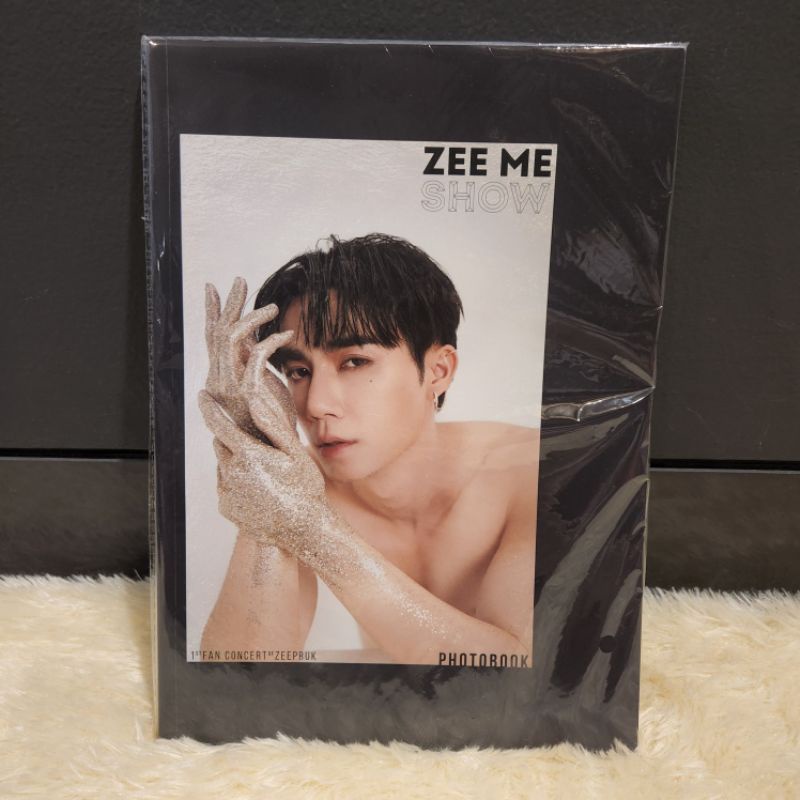 Jual [READY STOCK] ZEE PRUK - ZEE ME SHOW PHOTOBOOK (ZEENUNEW CUTIE PIE ...