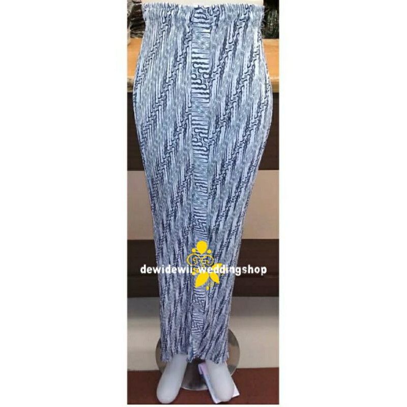 Jual Rok Plisket Wiru, Motif Lereng Putih | Shopee Indonesia