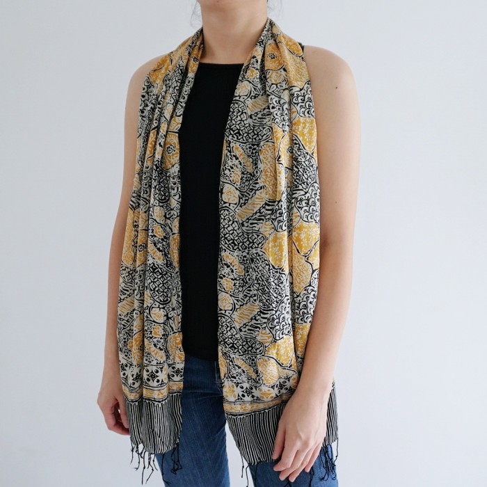 Jual Syal Sutra Salur Batik 45x180 Hitam Gold 5 Selendang Scarf ...