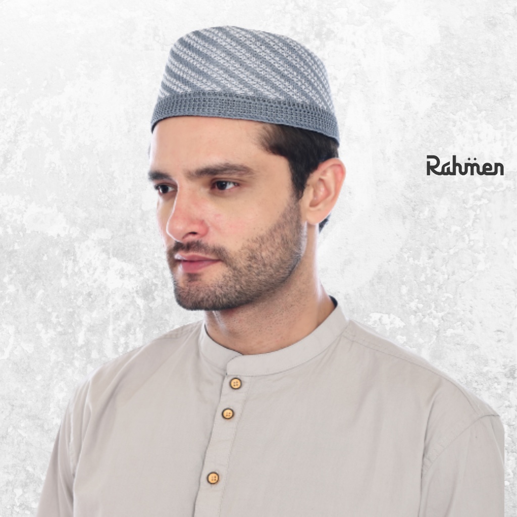 Jual Rahmen - Peci Rajut seri Jordan warna Abu putih silang beli 2 bonus 1 peci mekah | Shopee ...