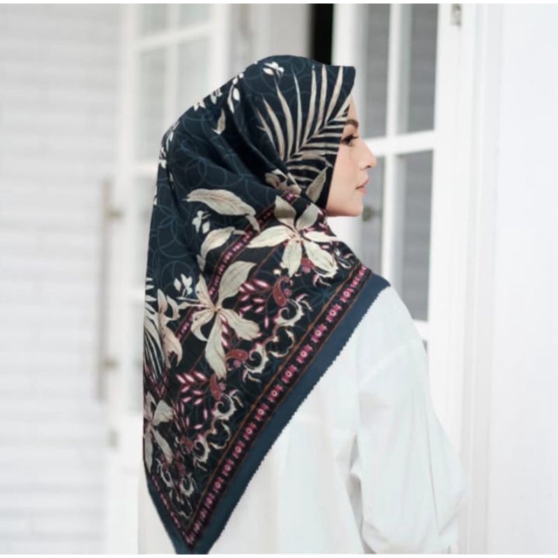 Jual PROMO / AZMIA HITAM / JILBAB VOAL PREMIUM / GROSIR HIJAB / HIJAB SEGI EMPAT / VOAL MOTIF ...
