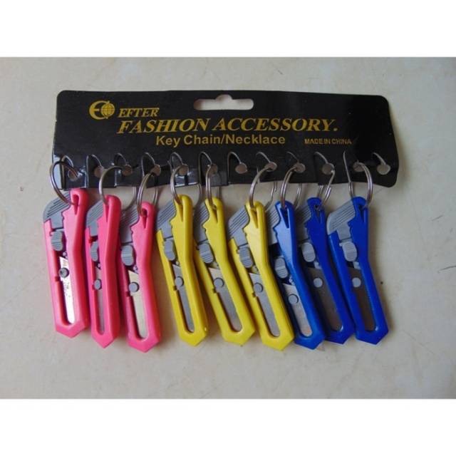 Jual Gantungan kunci pisau cutter kecil pisau kater mini | Shopee Indonesia
