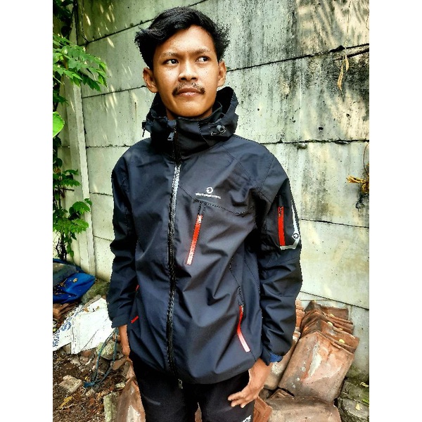 Jual Jaket gunung watermount active goretex waterproof Original ...