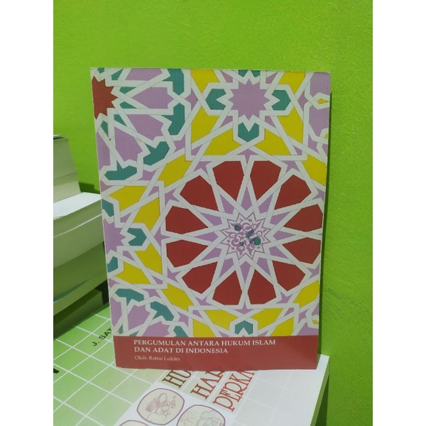 Jual PERGUMULAN ANTARA HUKUM ISLAM DAN ADAT DI INDONESIA | Shopee Indonesia