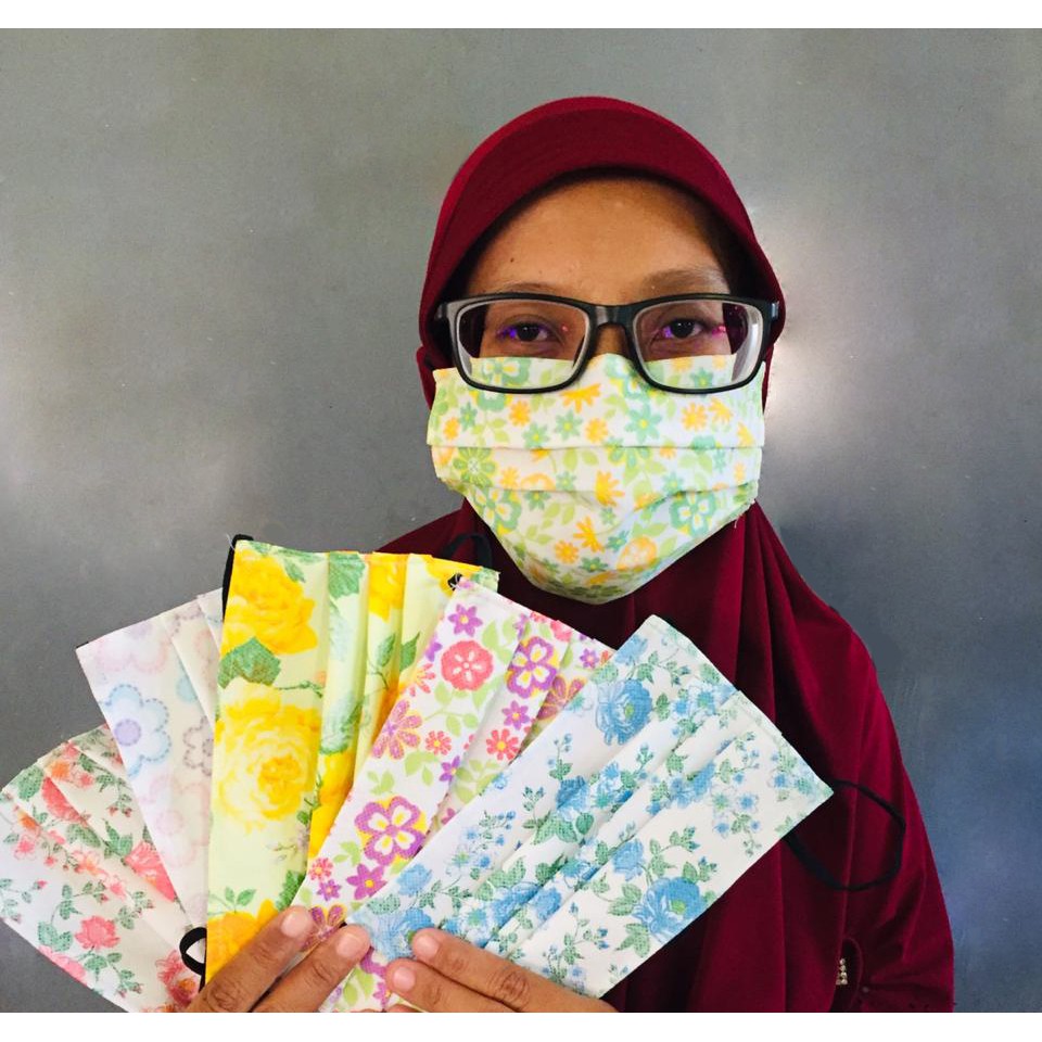 Jual Masker Hijab Cantik Motif 3PLY Karet | Shopee Indonesia