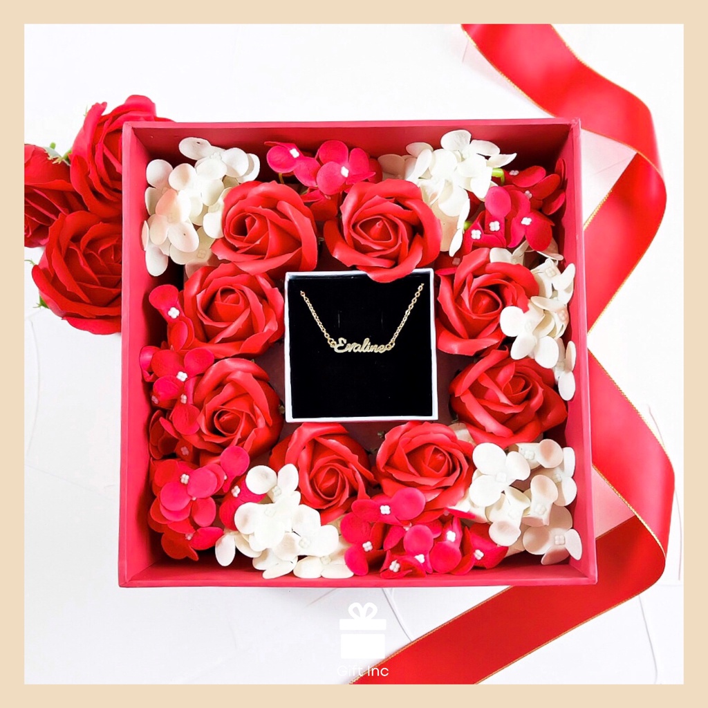Jual THE ROSES KISS - Valentine Gift / Hampers / Kado Pasangan/ Pacar ...