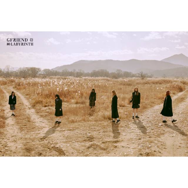 Jual Poster Official Gfriend "Labyrinth" | Shopee Indonesia