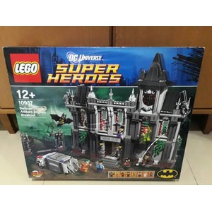 Jual LEGO 10937 - DC Super Heroes Batman Arkham Asylum Breakout | Shopee Indonesia