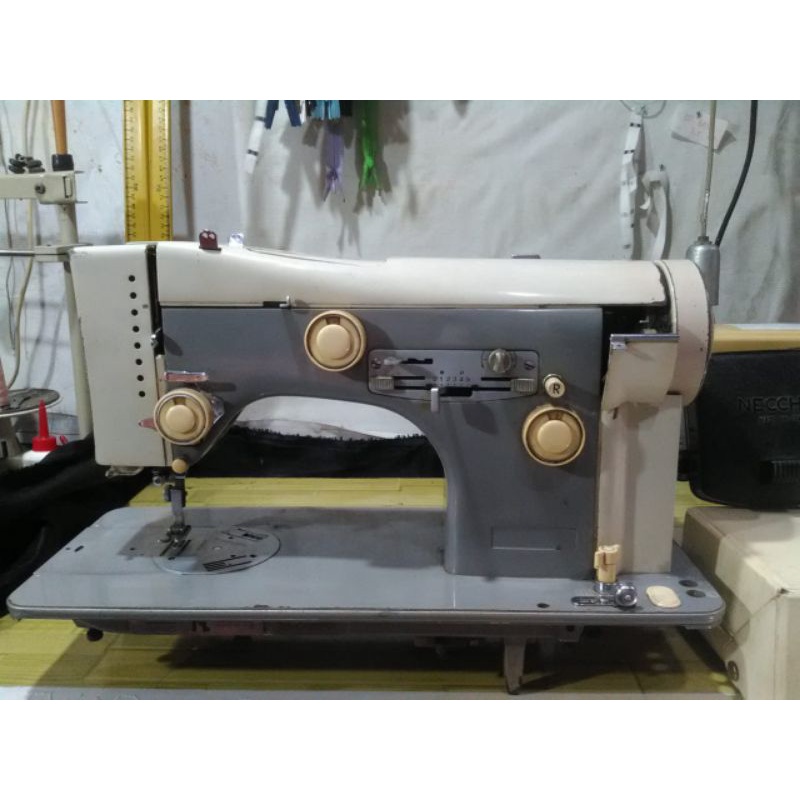 Jual jual mesin jahit merk necchi,mesin jahit lurus,mesin antik,mesin ...