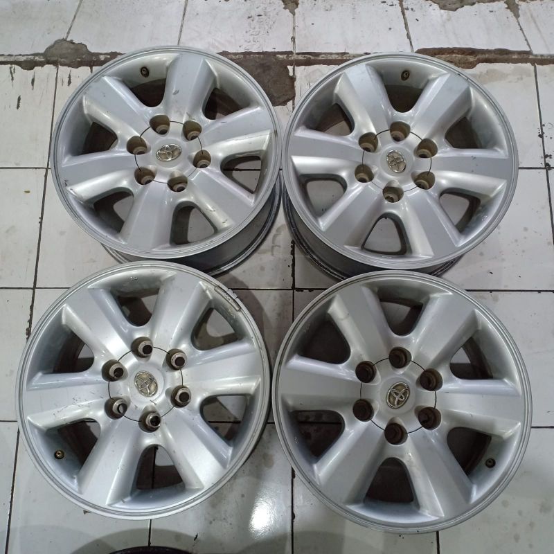 Jual VELG MOBIL BEKAS OEM COPOTAN TOYOTA FORTUNER R17 PCD 6X139 ET 30 VELG ONLY 4PCS | Shopee ...