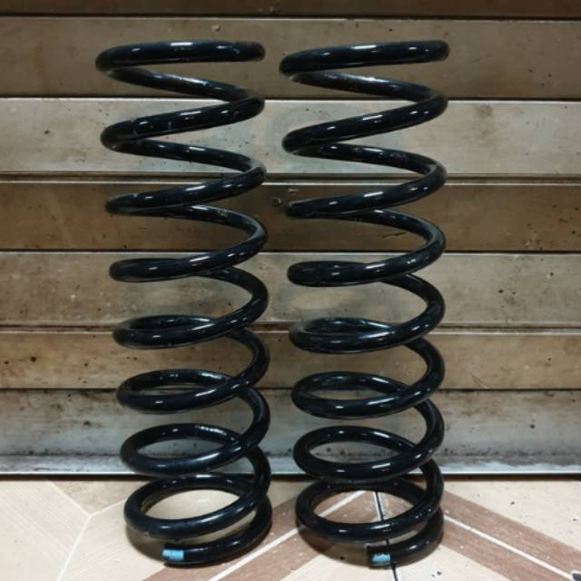 Jual Coil Spring Per Depan Suzuki Apv / Mega Carry / Apv Arena Original ...