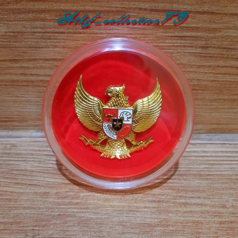 Jual Pin Garuda Kuningan Magnet Cor 5cm Garuda Kuningan Magnet | Shopee ...
