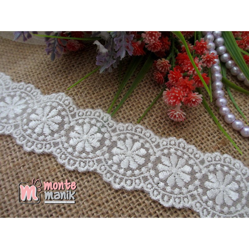 Jual Renda Tile Bunga 3,5 cm ( TILE-012 ) | Shopee Indonesia