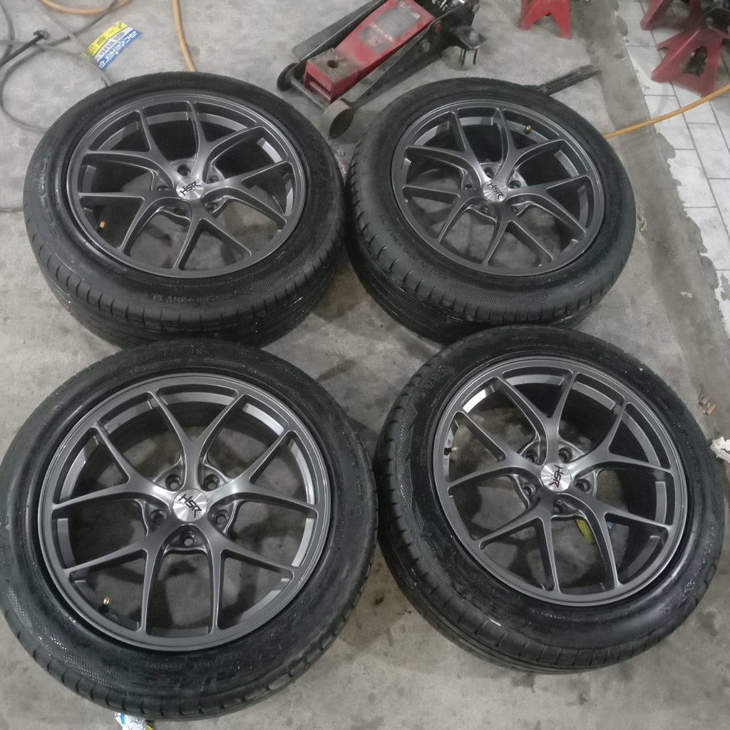 Jual Velg Bekas Mobil HSR F1 Ring 18 lebar 8 pcd 5x114.3 + Ban Accelera phi 235 50 R18 | Shopee ...