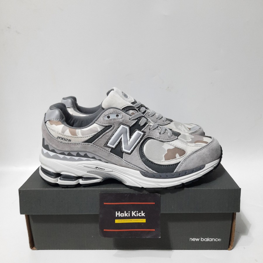 Jual Sepatu Sneakers NB N*w Balance 2002R BAPE Camo Grey White Black ...