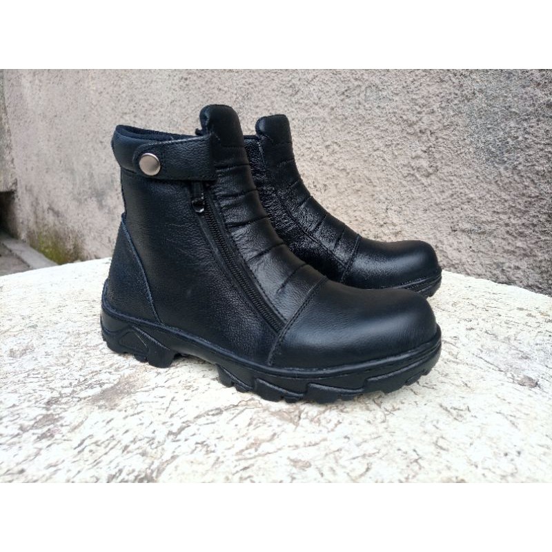 Jual sepatu safety sleting sepatu boots safety sepatu kerja sepatu APD ...