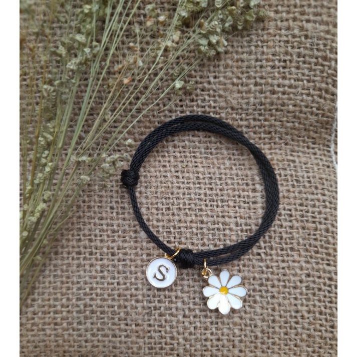 Jual Gelang Tali Huruf A-Z Plus Charm Bunga Daisy Cantik Bisa Pilih ...