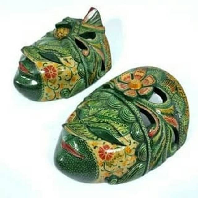 Jual Pajangan Topeng Kayu Batik Hijau Wajah Wayang Rama Shinta Hiasan ...