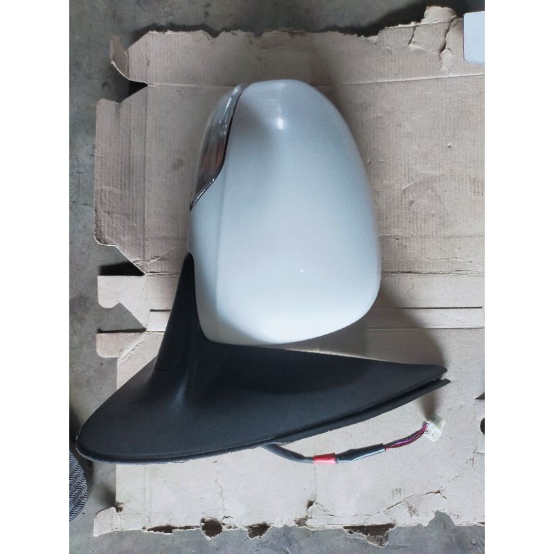 Jual spion mobil sirion kanan atau kiri harga satuan | Shopee Indonesia