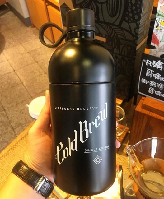 Jual Starbucks Reserve Cold Brew 35oz / 1 liter | Shopee Indonesia