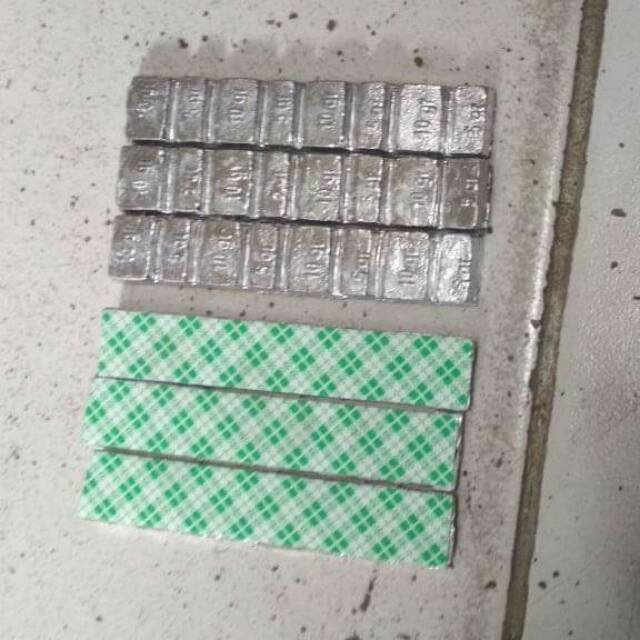 Jual Timah tempel balancing berat 5.5 kg bukan besi | Shopee Indonesia