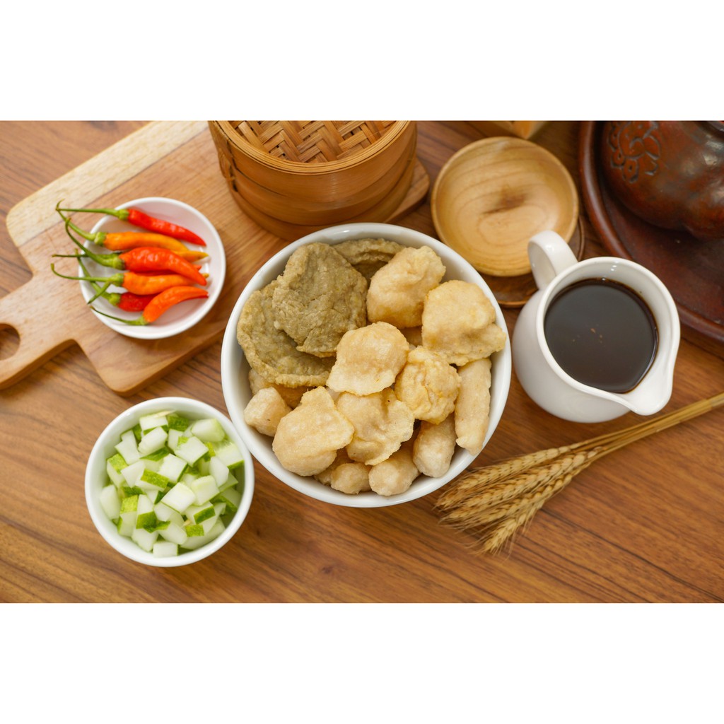 Jual Pempek Palembang asli (isi paket 25Pcs) + 1 Botol Cuko Pempek ...