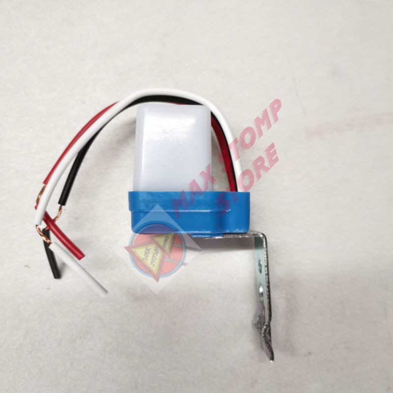 Jual Sensor Cahaya 220V AC 10 A Kontrol Lampu Foto Photo Cell | Shopee ...