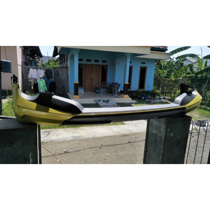 Jual bodykit depan dan belakang Toyota raize GR sport original 2021 ...