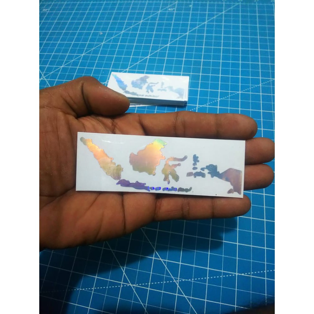 Jual Sticker cutting Peta Indonesia / Sticker Bendera IndonesiaA29 ...