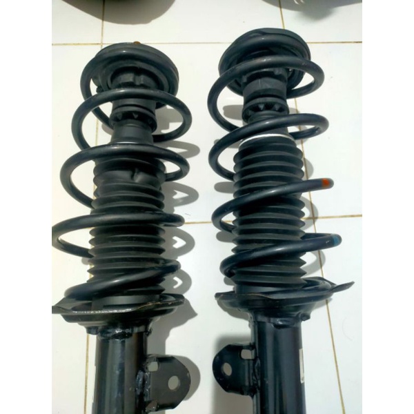 Jual shockbreaker depan Toyota raize original(Harga 1set) | Shopee ...