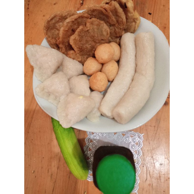 Jual Pempek Paket Besar isi 15 pcs pempek kecil & 2 Lenjer Besar ...