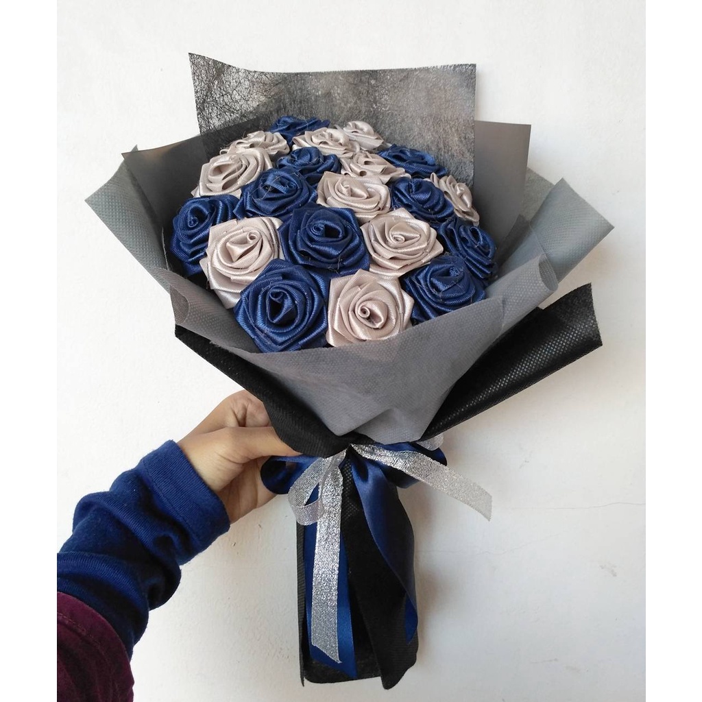 Jual Buket Bunga Mawar Satin Isi 20 bunga | SATIN ROSE BOUQUET | Ajisai ...