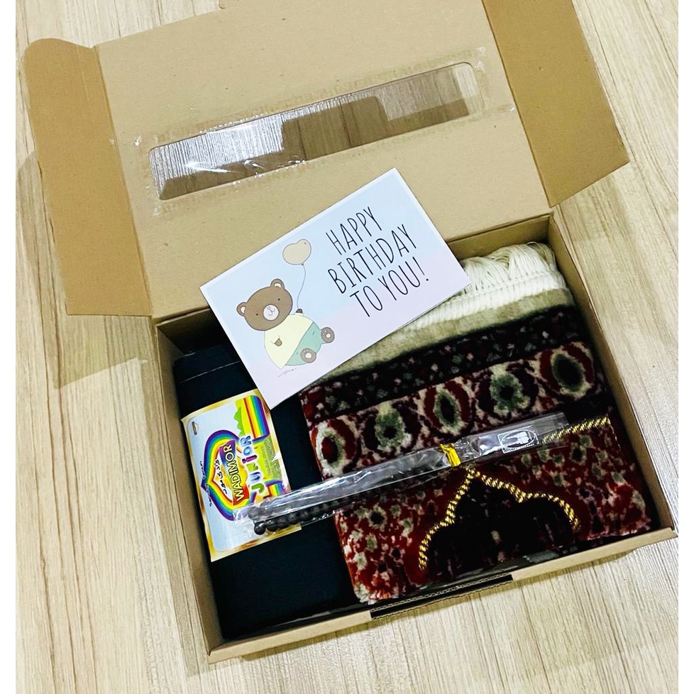 Jual PAKET KADO HADIAH SARUNG ANAK WADIMOR DAN SAJADAH MINI YAKAR BOX ...