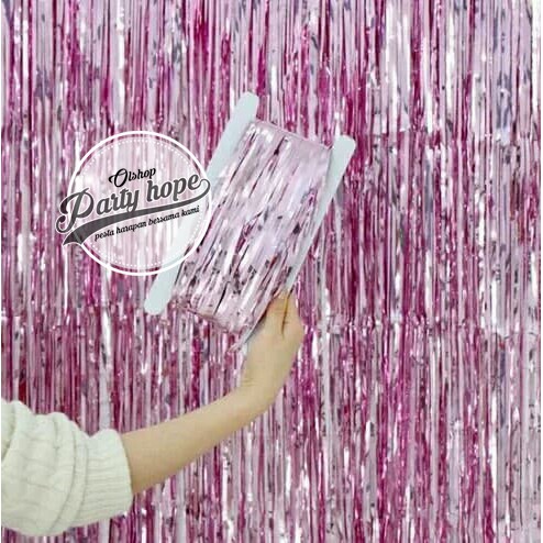 Jual tirai foil pink muda / tirai pink soft / backdrop foil fringe ...