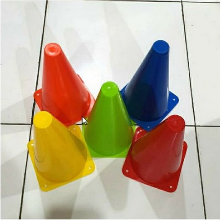 Jual cone kerucut full - untuk latihan olahraga 23cm | Shopee Indonesia