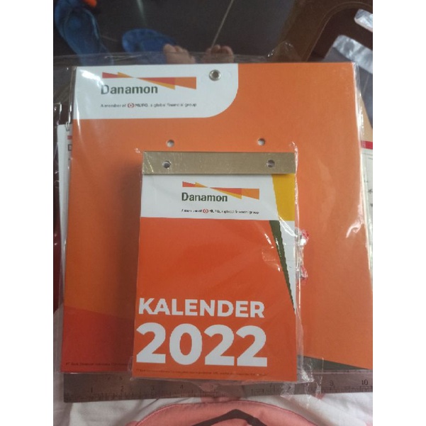 Jual KALENDER HARIAN 2022 bank DANAMON | Shopee Indonesia